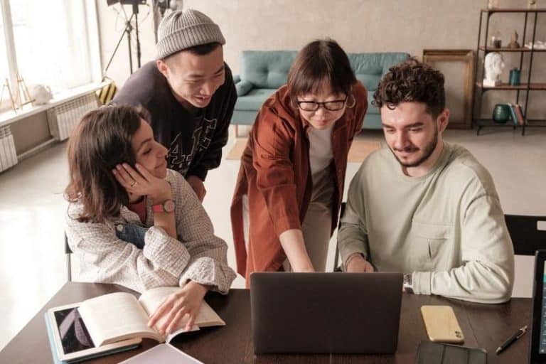 Tips to Build Effective Teamwork in the Workplace | Hive Life Magazine