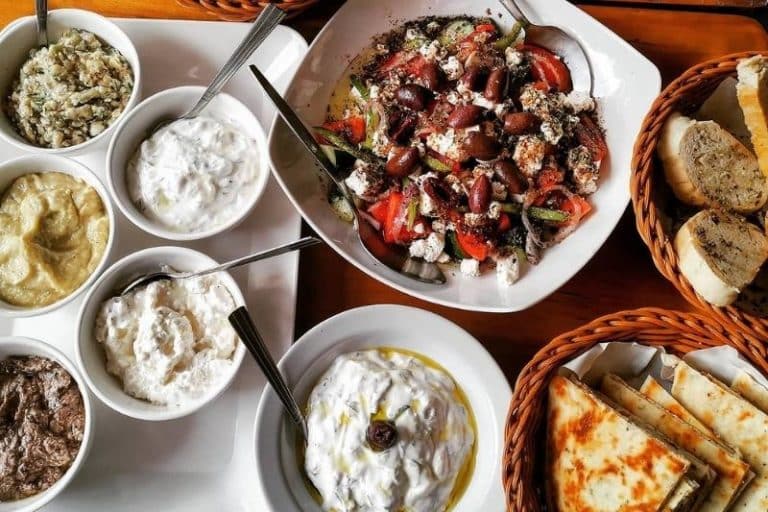 7 Pet-Friendly Restaurants and Cafes in Bangkok | Hive Life Magazine